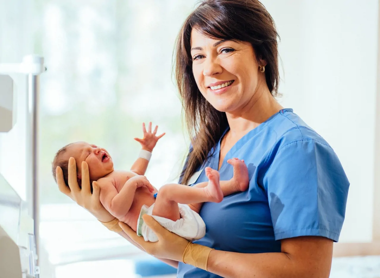 Nursing and Midwifery Careers & Jobs | Cpl Healthcare